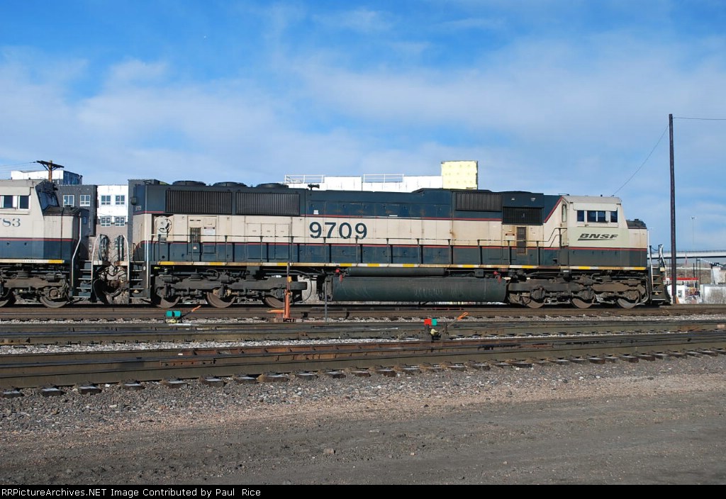 BNSF 9709